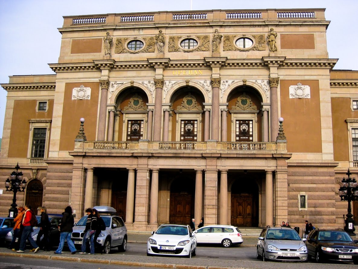 Traveloscopy Travelblog: Opera Houses Around the World