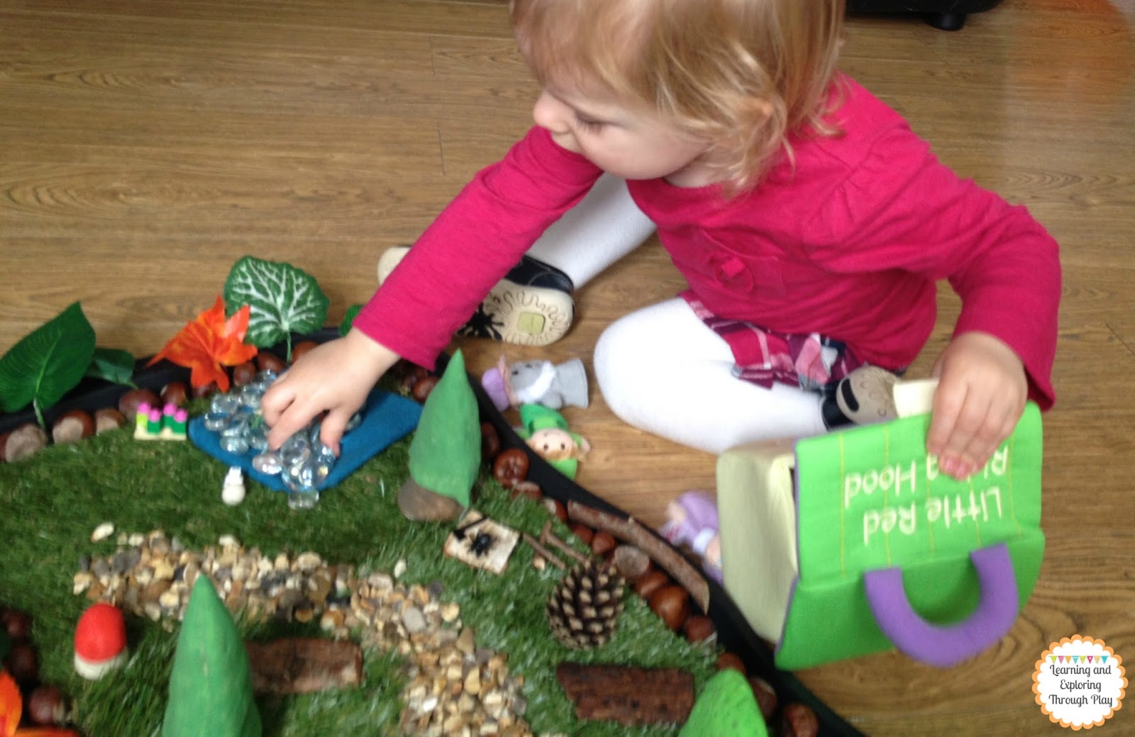 Learning and Exploring Through Play: Little Red Riding Hood Small World ...