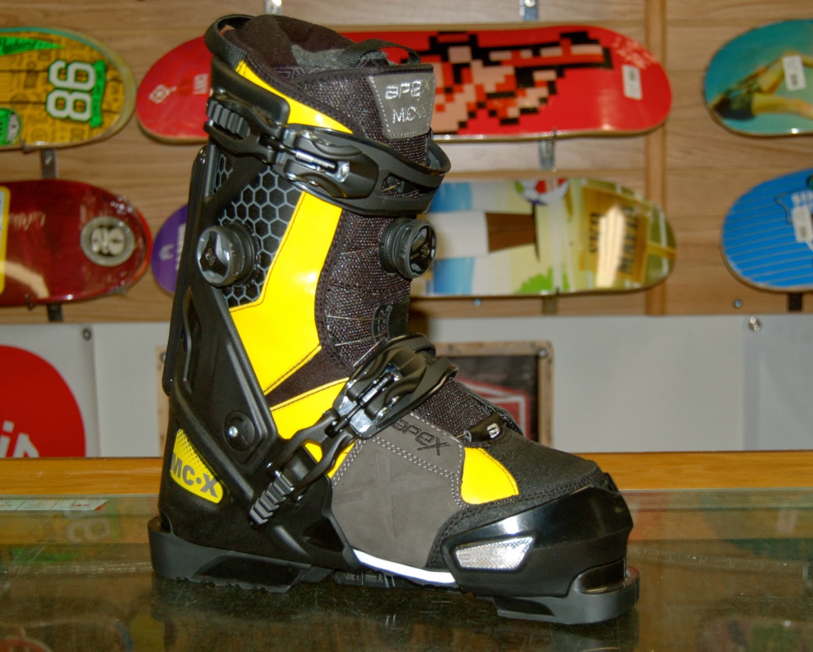 Alpine Ski Shop Daily Drops: Apex Mens MC X Boot model available now