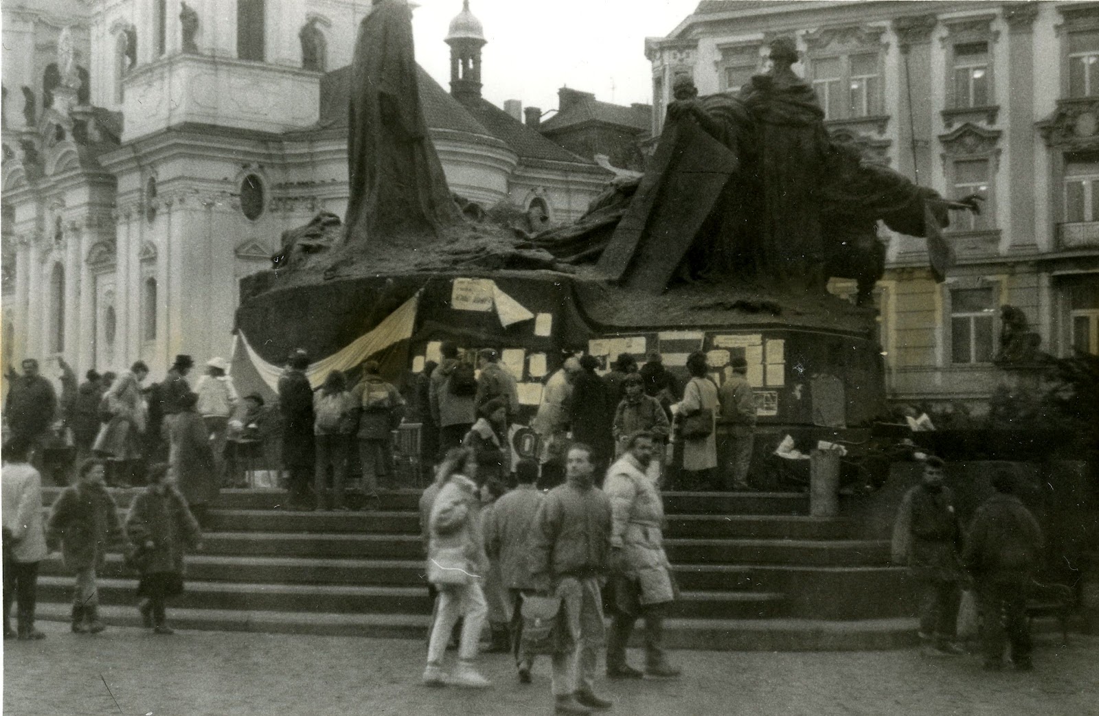 Recording Voices & Documenting Memories: Interviewees remember the ...