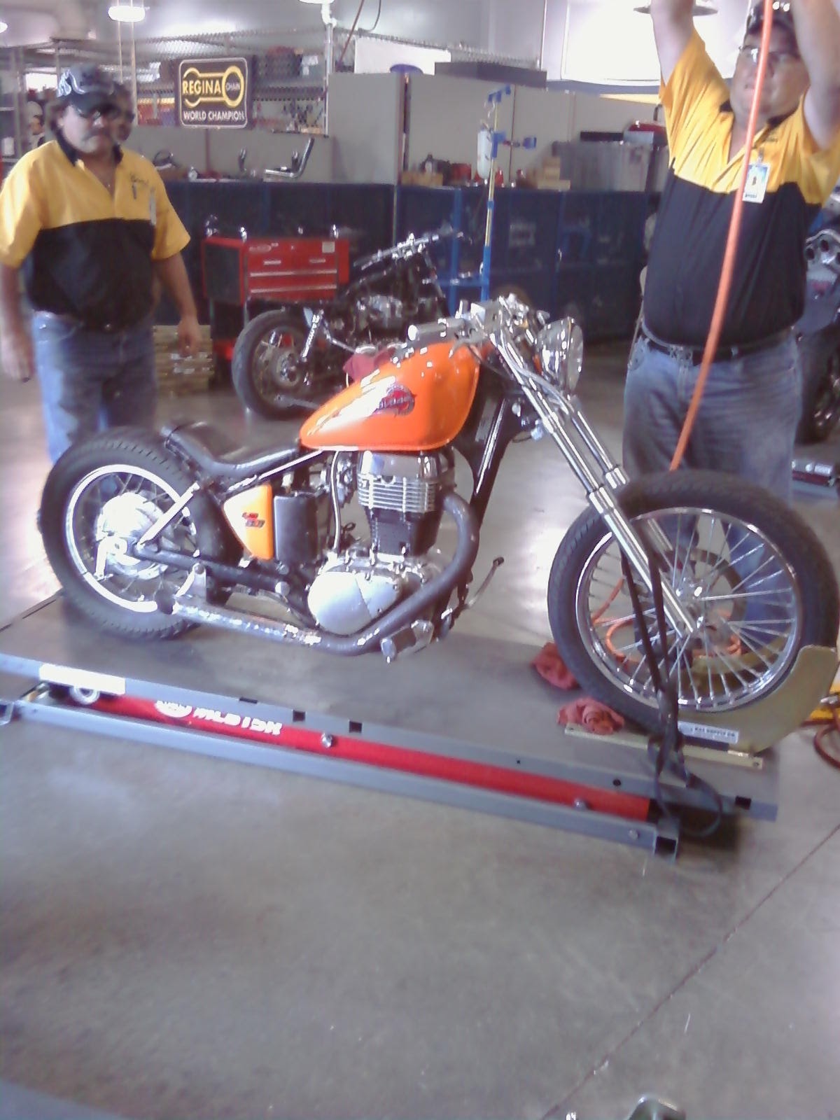 KNIGHT SCHOOL fabrications: Suzuki Savage low budget chopper build