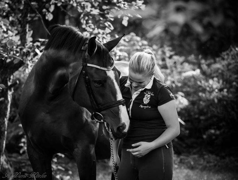 Roosa's Horsey Life: 30 Day Equestrian Challenge, Day #22