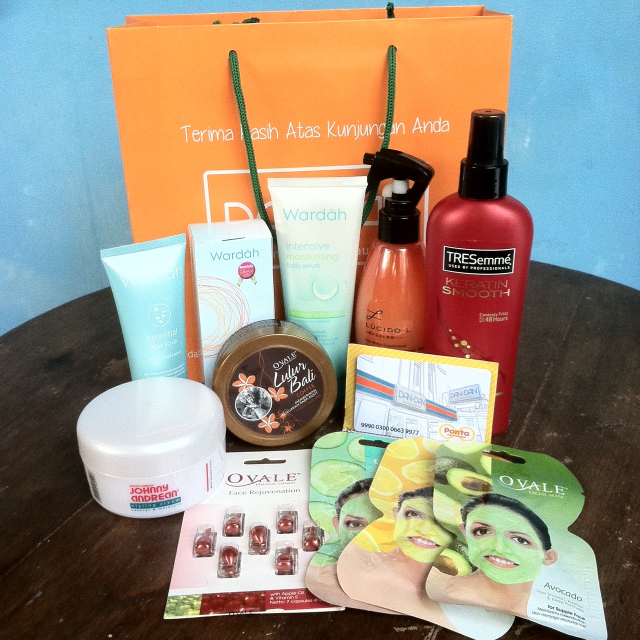 BE MY SUNNY ?: Review : DAN + DAN STORE