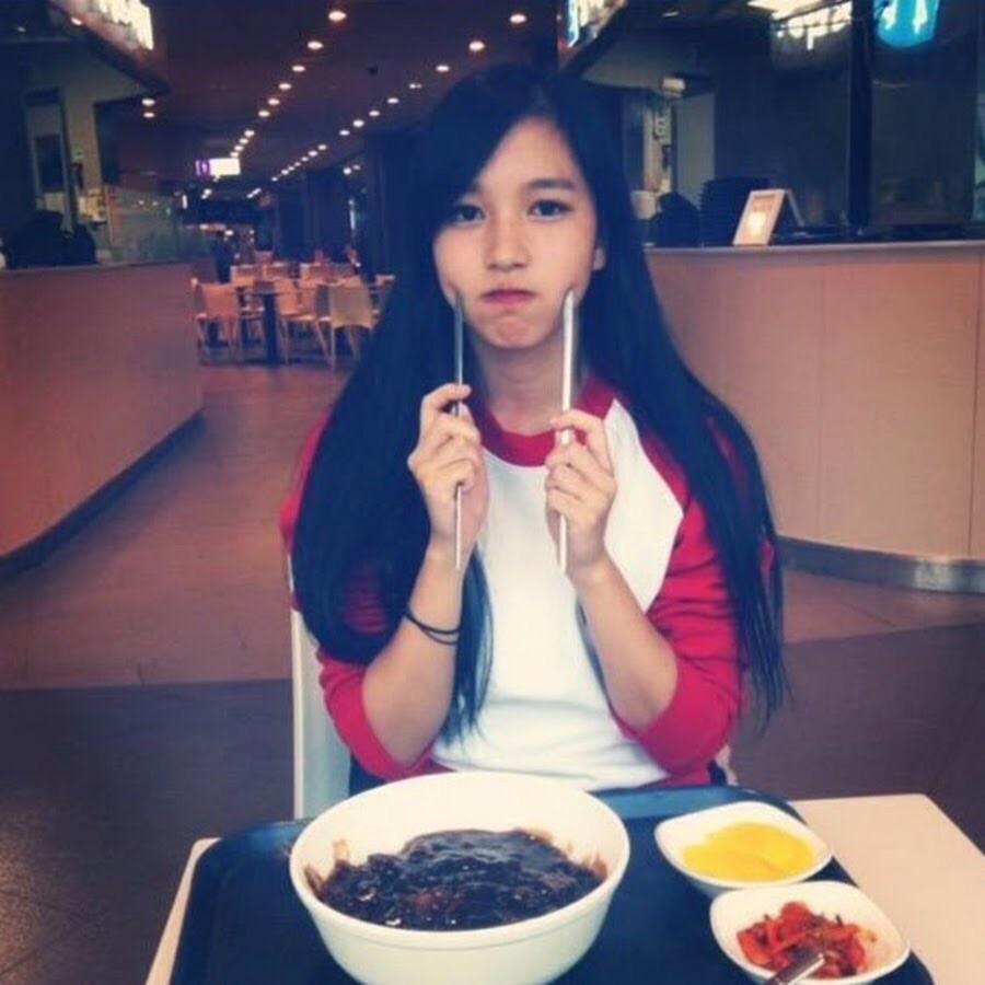 TWICE Mina Was A Huge KPop Fangirl Before Debut KPop News twice-mina-was-a-huge-kpop-fangirl-before-debut-kpop-news