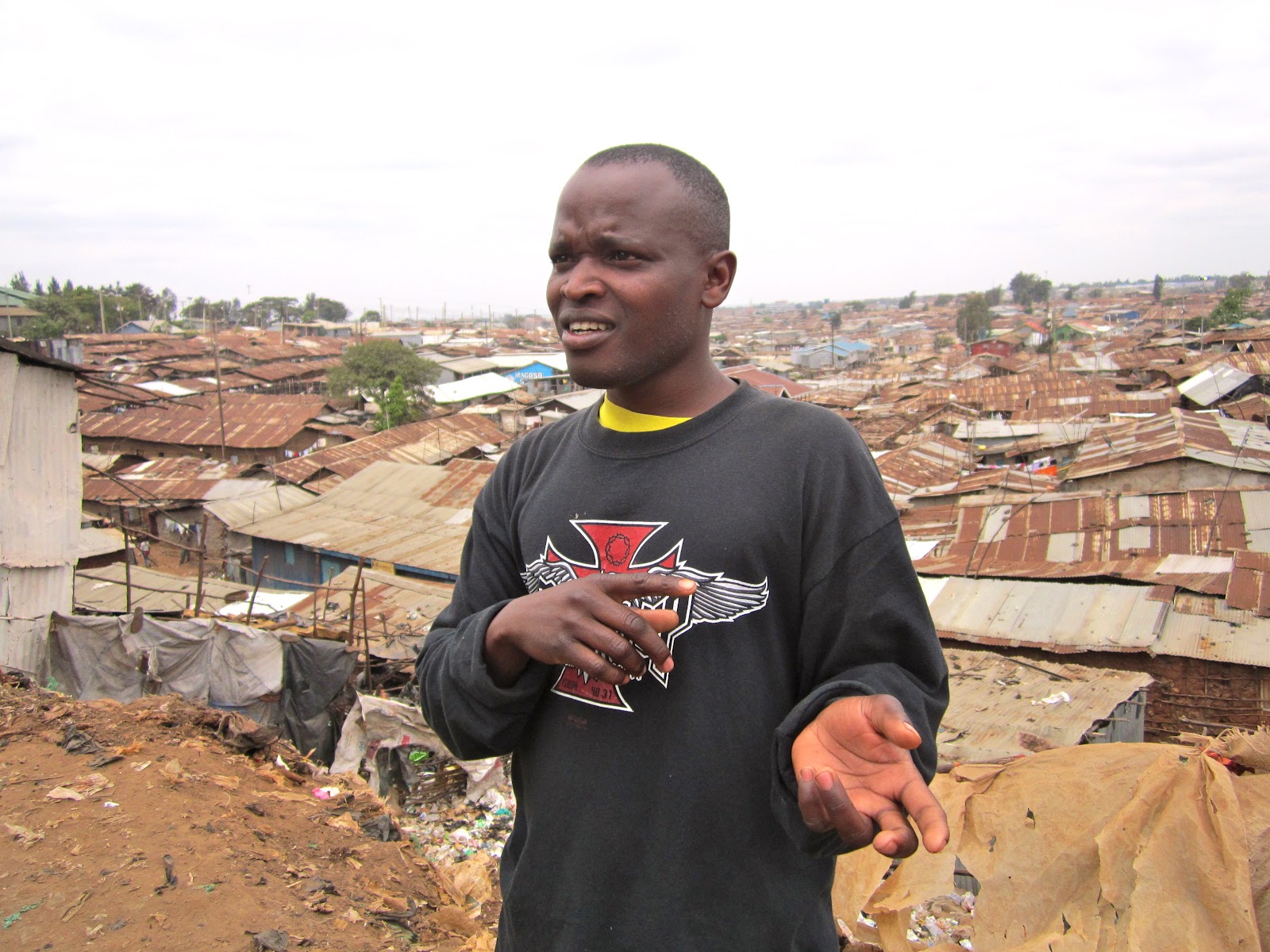 Yearly Wed Globe Trotters - LANDED!: Kibera slum, Nairobi (~1 million ...
