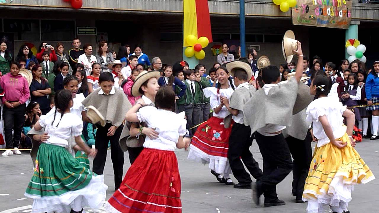 Demasiadas Noches: Carranga (Colombia)