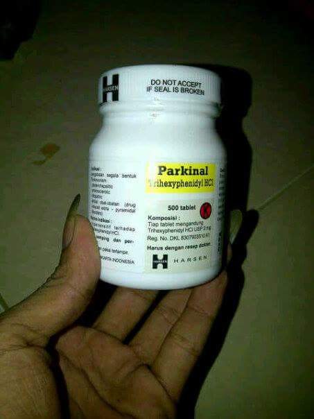 Ratu Zolam: April 2016