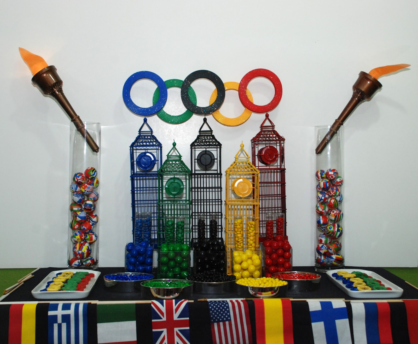 Setting the Mood: OLYMPICS SWEETS DISPLAY