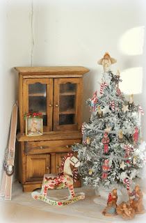 The English Rose: O Tannenbaum! A 1:12 scale Christmas tree