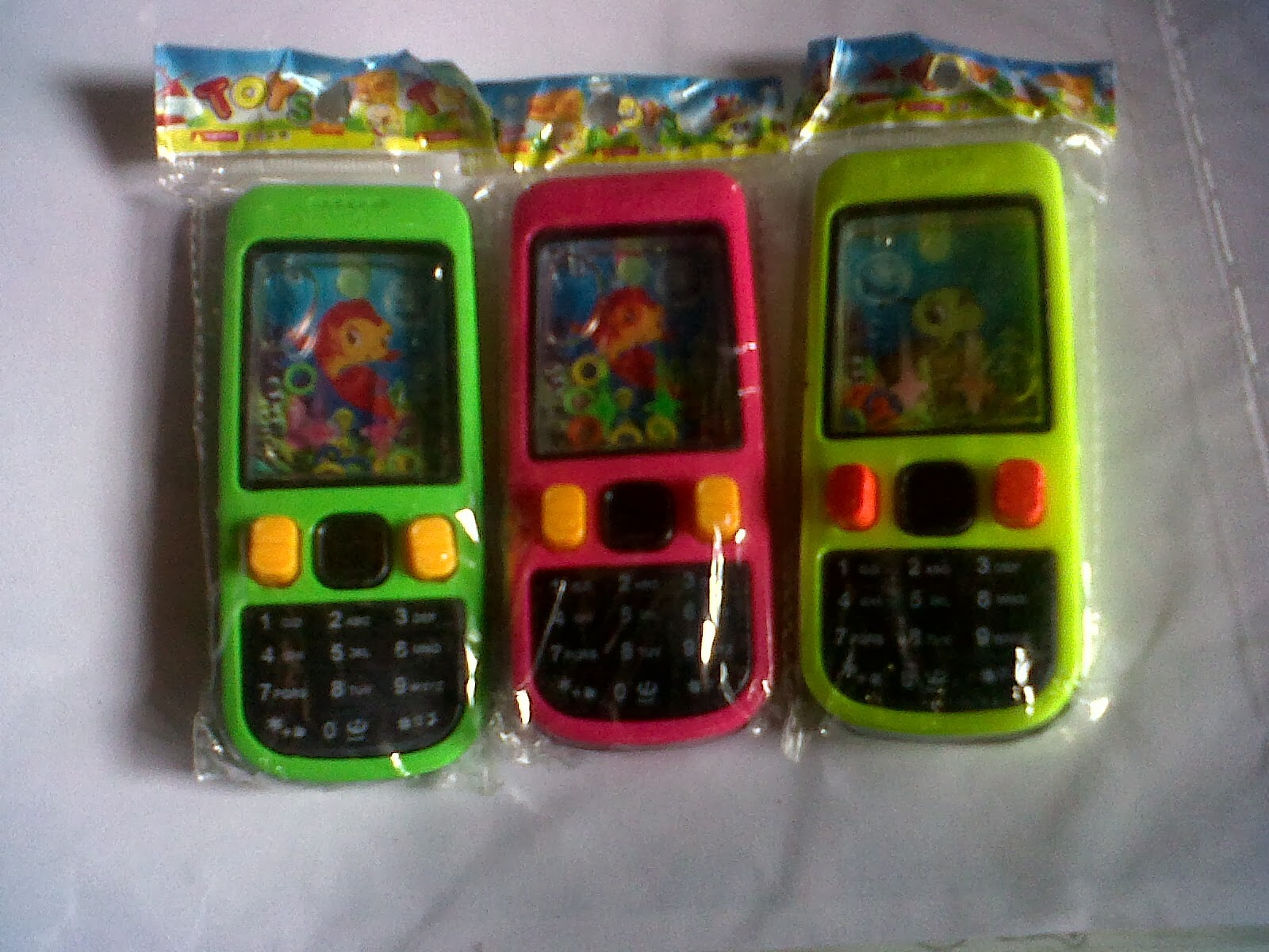 Mainan Air HP | Serba Lima Ribu