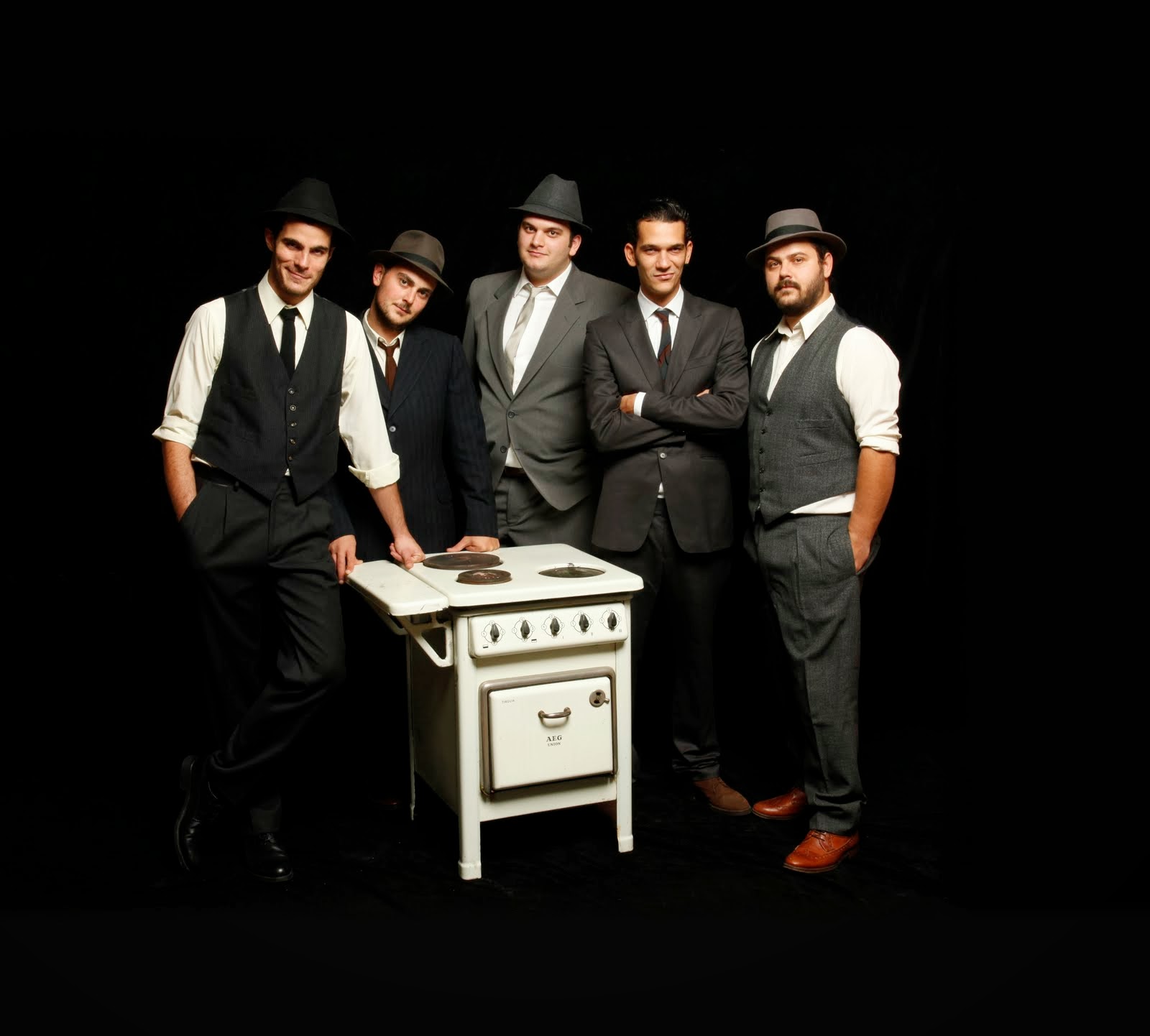 Imam Baildi – The Imam Baildi Cookbook (2011) ~ la uva y la parra