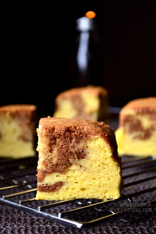 Marble Cheddar Cheese Cake | Momylicious