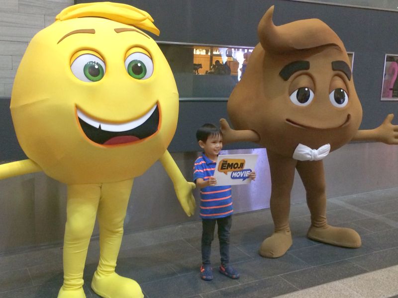 OUTPOST: The Emoji Movie: Thinking of a Career as an Emoji? Watch this ...