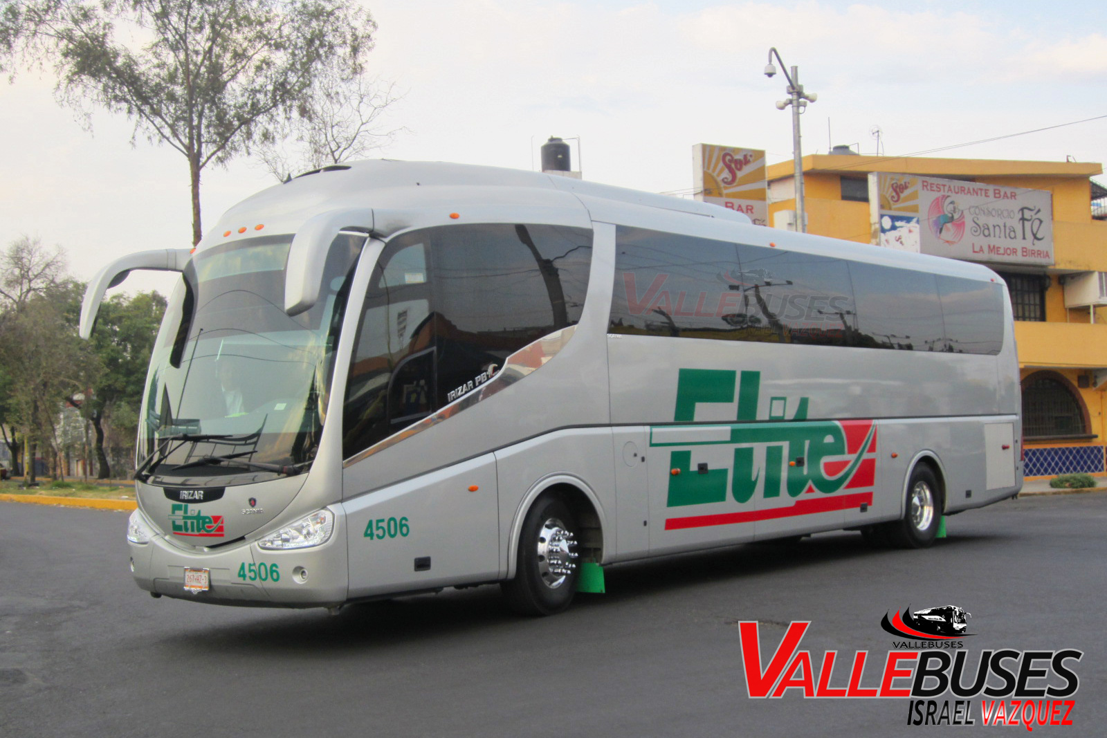 Vallebuses: 0730 - Elite