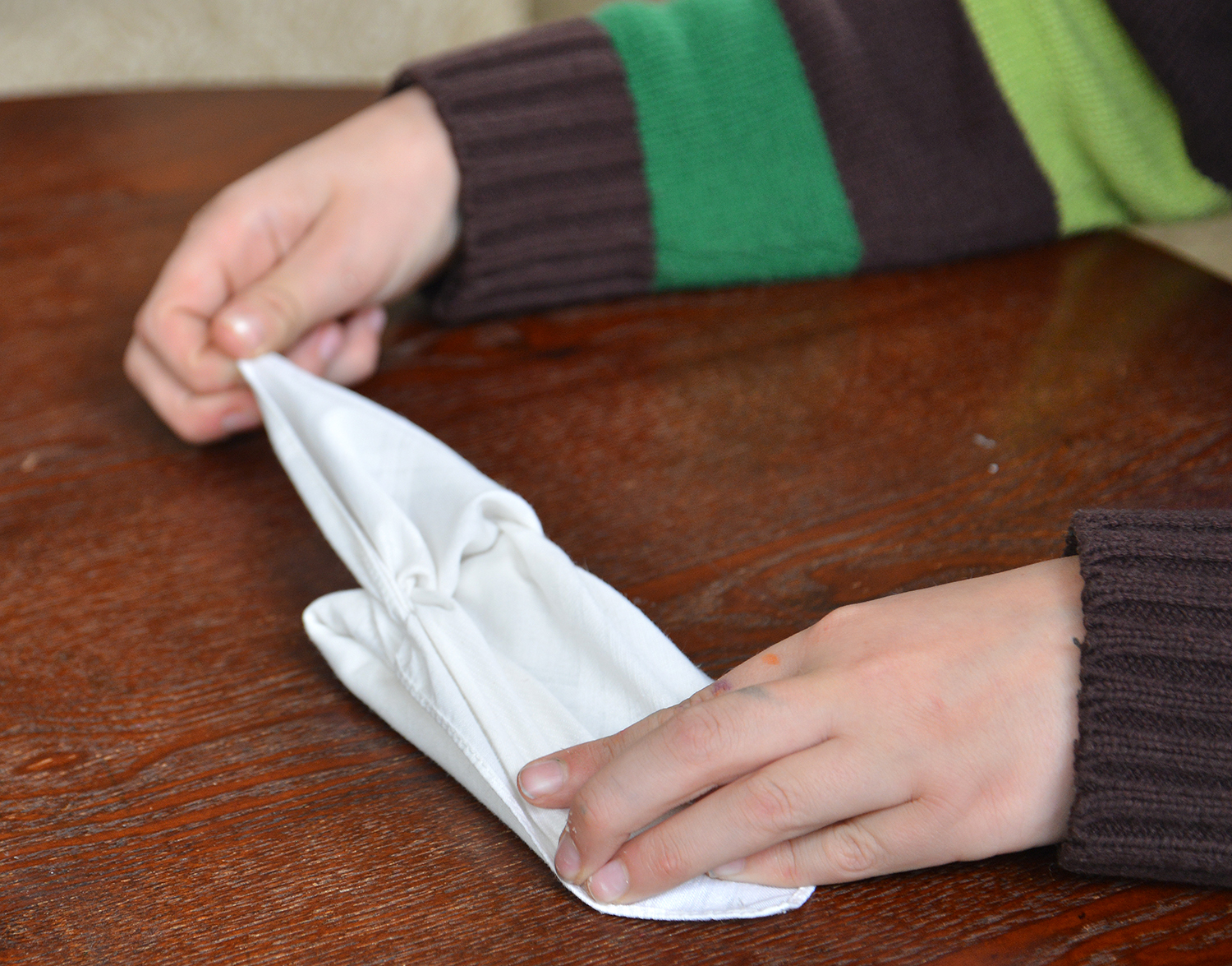 A school of fish: How to fold Handkerchief Babies