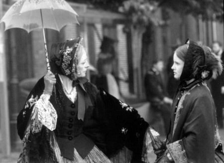 FILMY KOSTIUMOWE: Washington Square (1997)