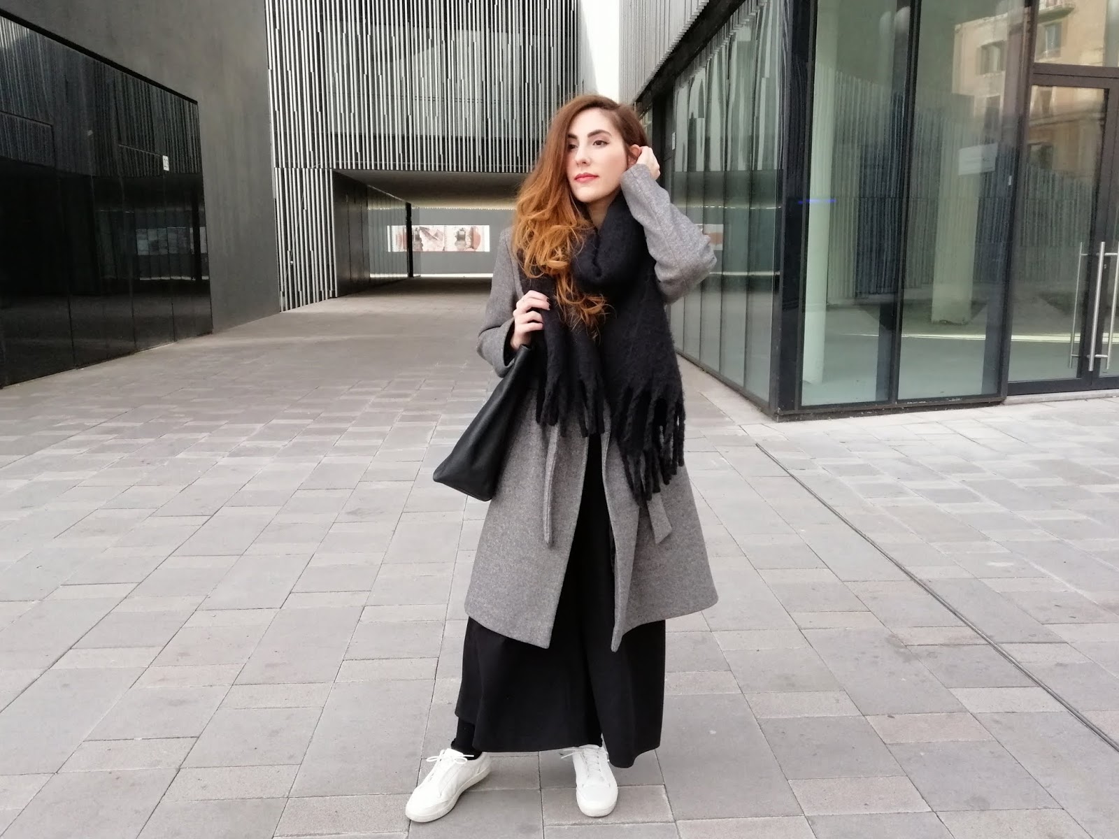 HOW TO STYLE: SLEEK COAT FOR A CASUAL - CHIC LOOK | Winter 2019