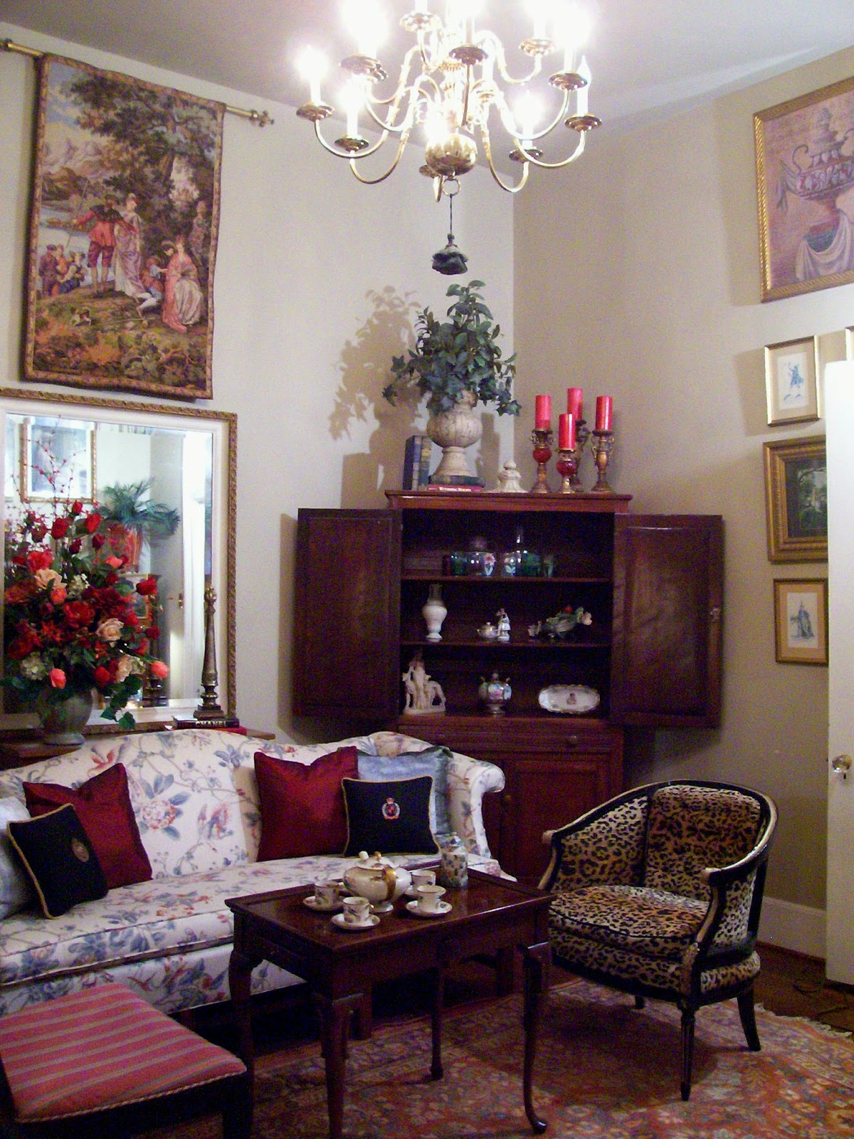 Eye For Design: Decorate Your Home With Red