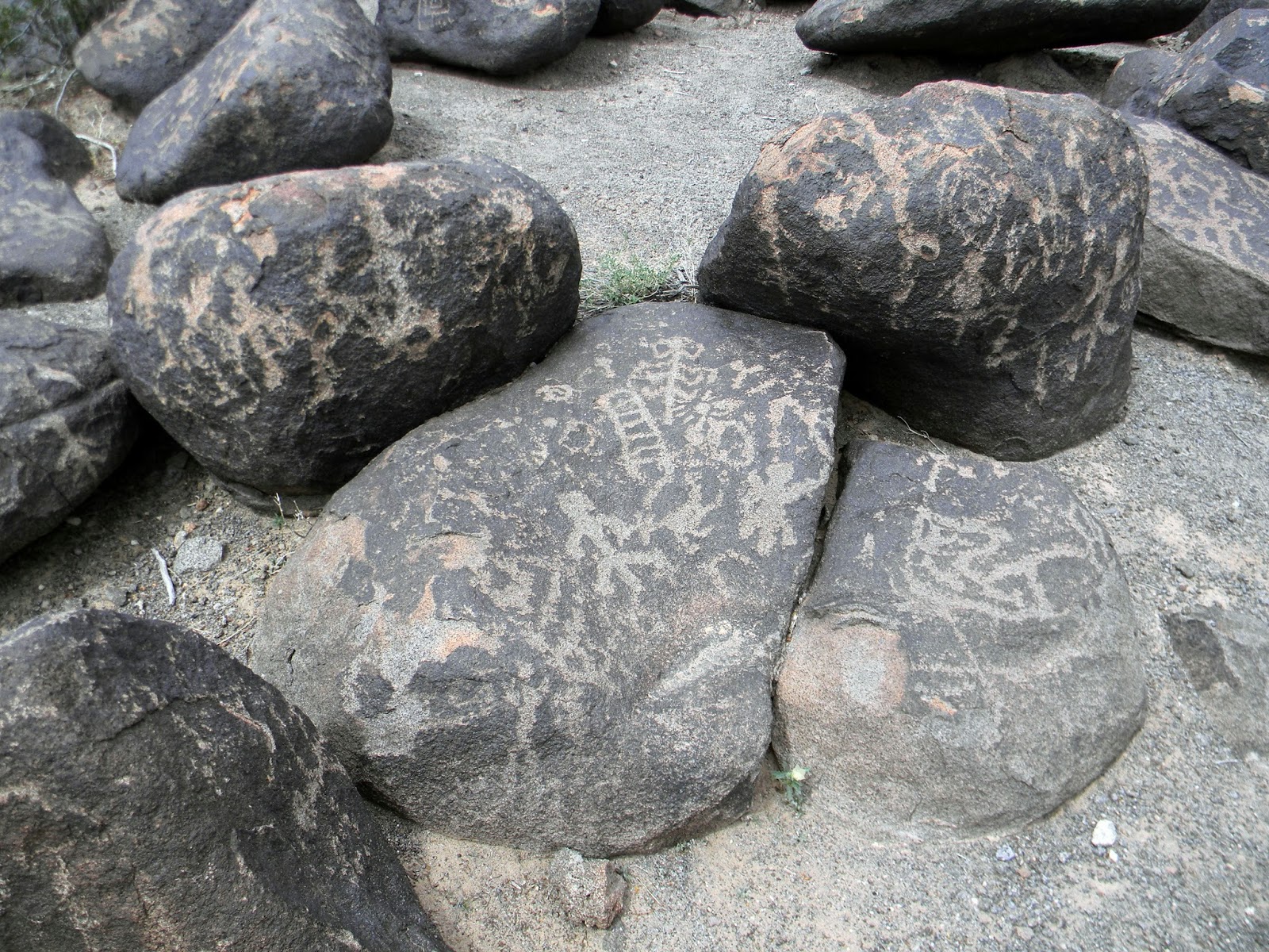 The Symbols on Painted Rocks
