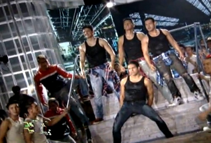 THE PIT STOP: The Boys Of Supah Dance