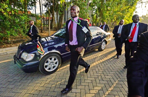 MARSHALL TALKS: PRESIDENTS UHURU KENYATTA'S VEHICLE HIJACKED AND GOES ...