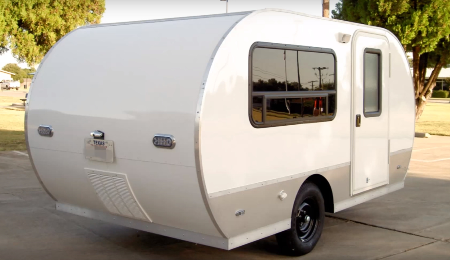 HOW TO BUILD THIS TINY CARGO TRAILER