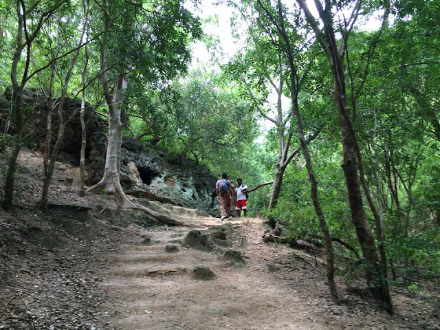 Tamilnadu Tourism: Athri Hills, Alwarkurichi, Thirunelveli