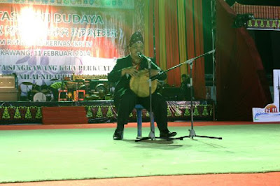 Kesenian: Seni Sastra