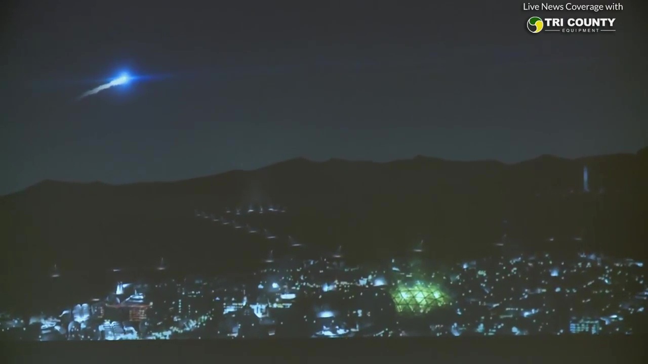 New official renders of SpaceX Starship landing at Mars Base Alpha ...