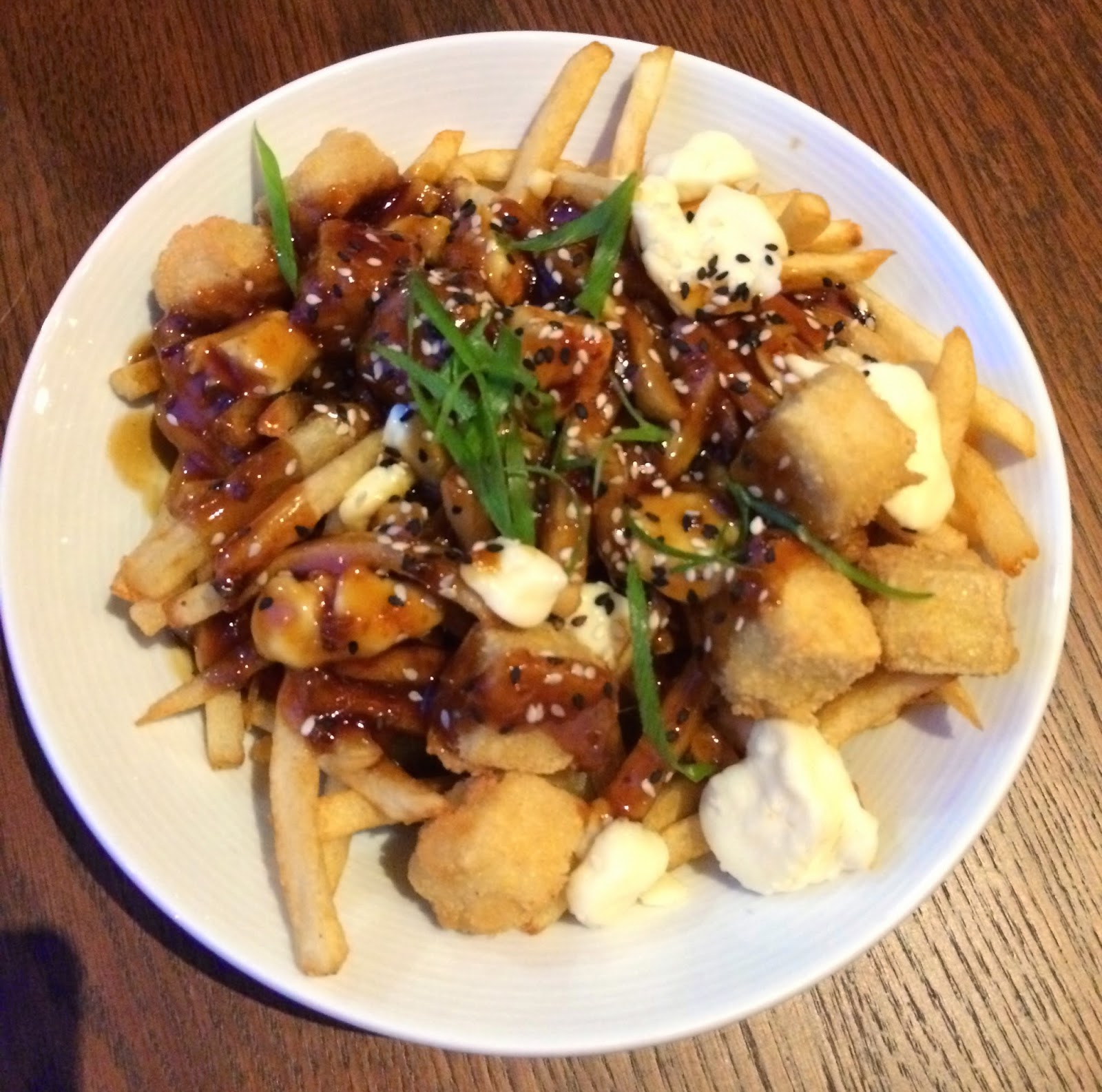 General Tao Tofu Poutine From Sesame / Sesameのジェネラル タオ 豆腐 プーティン ~ I'm ...