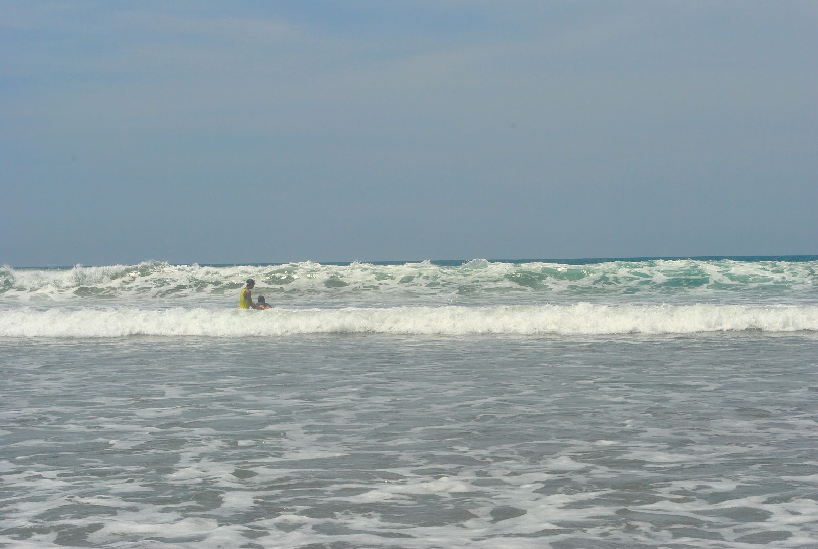 Galaerang Nanay!: SURFING @ BAGASBAS BEACH