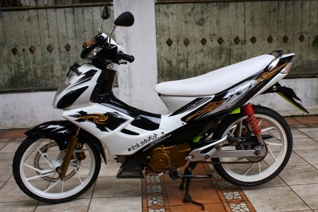 Dunia Modifikasi: Kumpulan Foto Modifikasi Motor Suzuki Arashi Terbaru