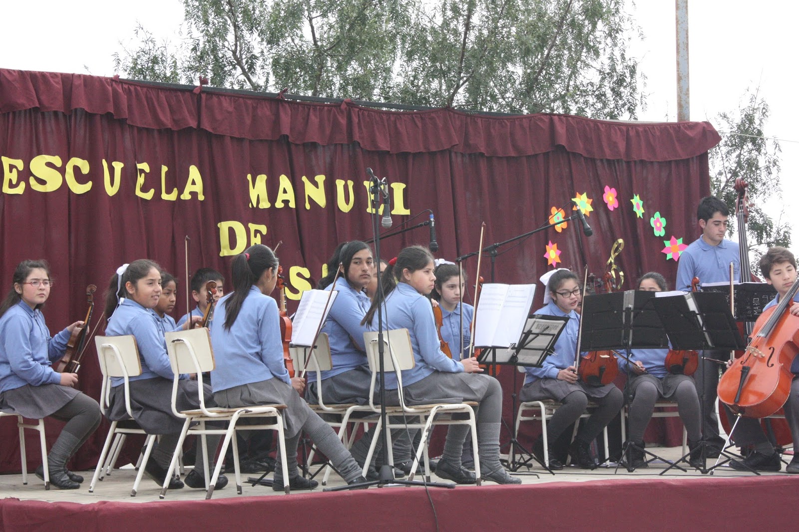 ESCUELA MANUEL DE SALAS