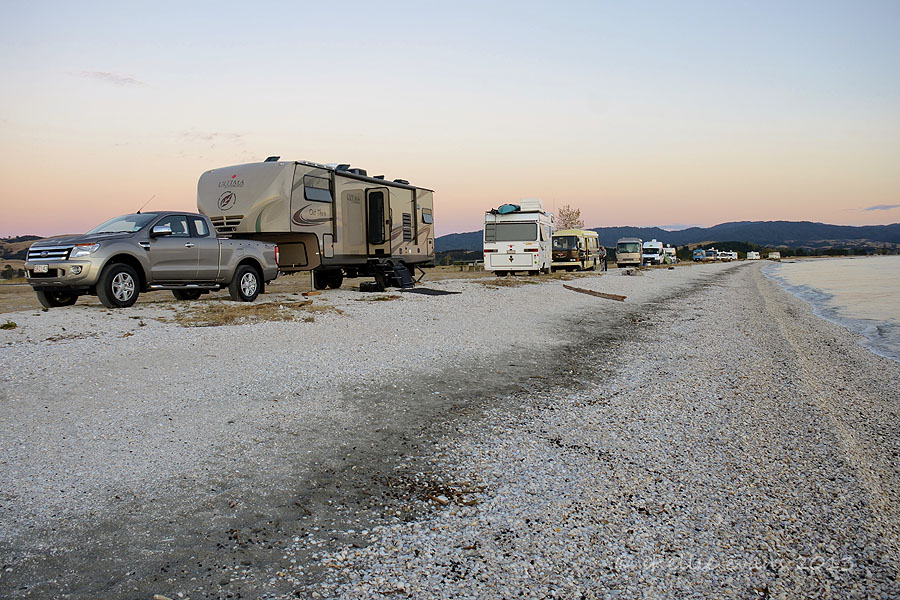 Two Go Tiki Touring: Rays Rest