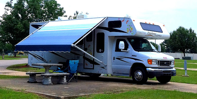 The Gypsy Boho Freedom Express: PARAGON CASINO RV PARK - MARKSVILLE, LA