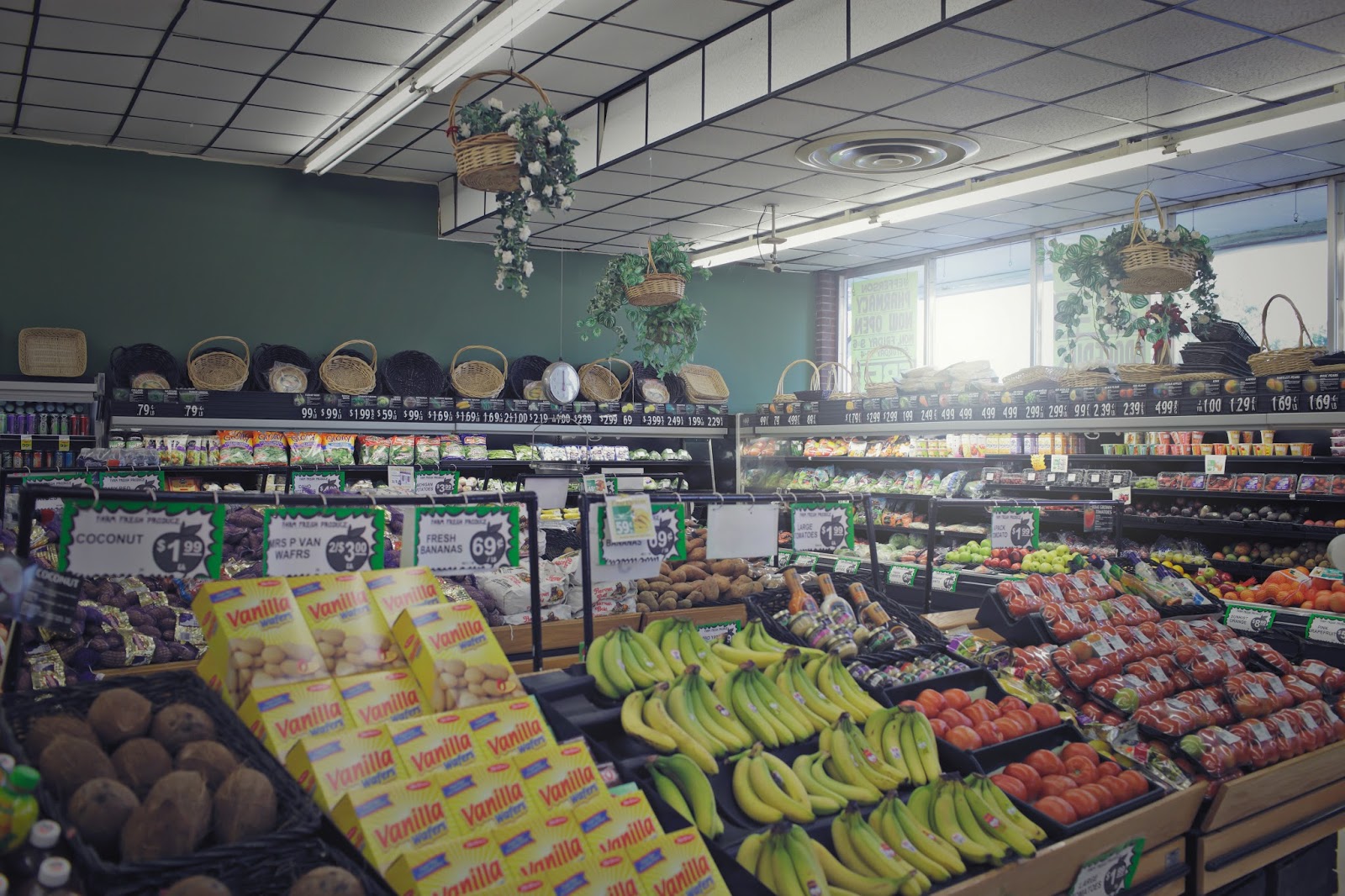 The People Of Detroit: The Food Desert: at Food Express with Ray