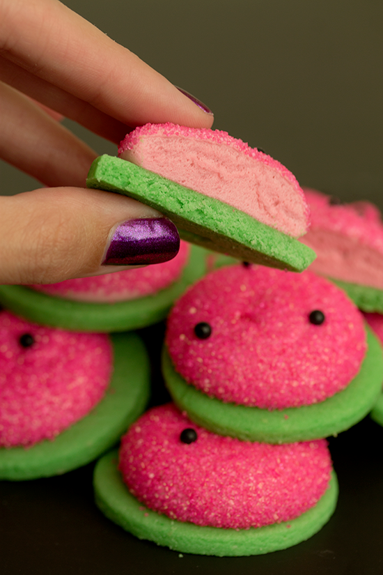 Wilde in the Kitchen: Watermelon Mallow Cookies