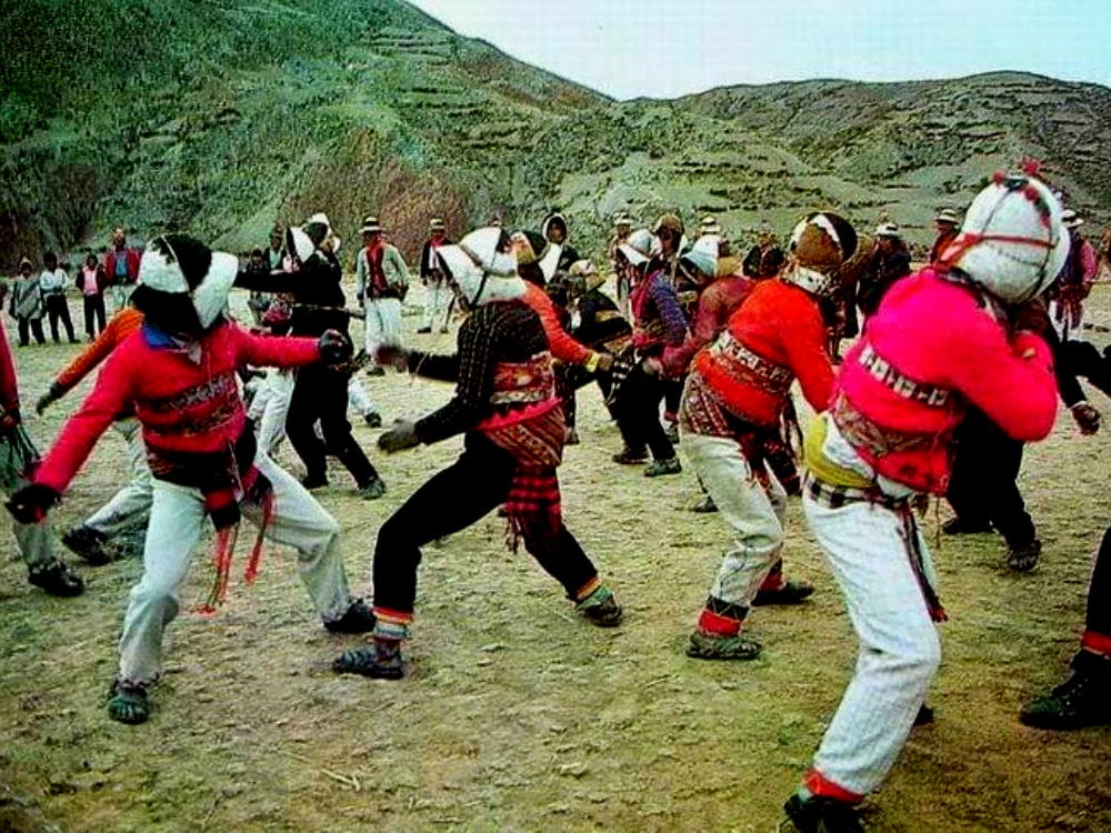 reseña historica del tinkus