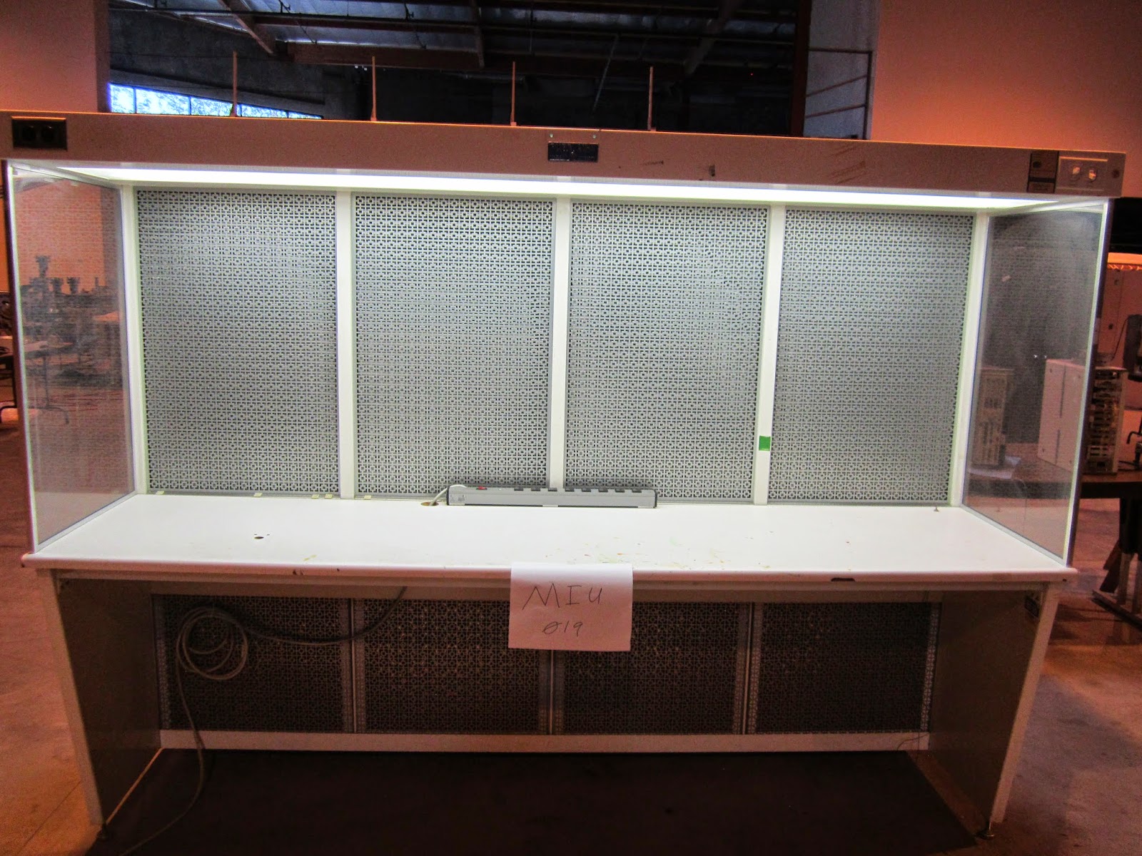 1988 Pure Aire Corp. 960C+36 Horizontal Laminar Flow Workstation Hood ...