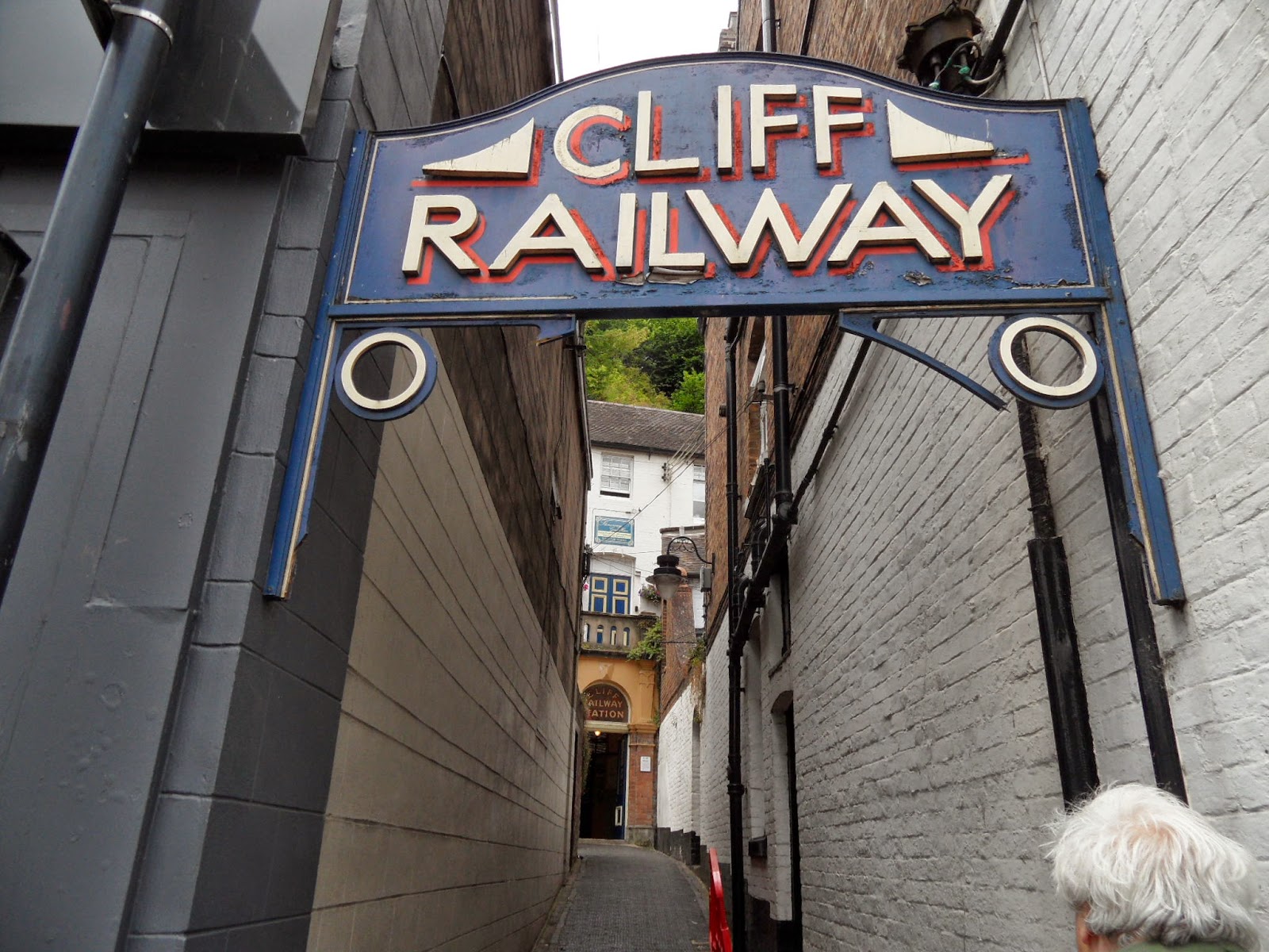 The Old Crone's Country Chronicles: Fun on the Funicular...