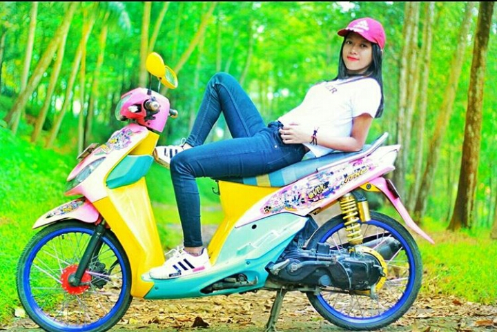 Kumpulan foto model motor modifikasi cantik