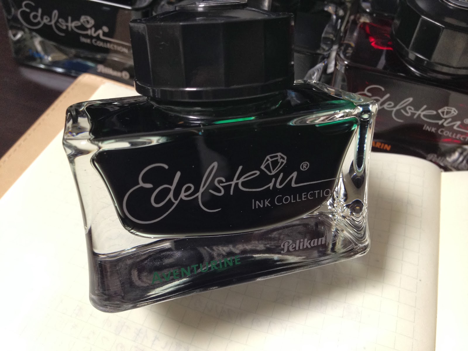 ペリカン エーデルシュタインインク アヴェンチュリン (Pelikan Edelstein Ink AVENTURINE)