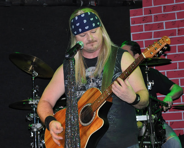 I Shoot Rockstars: Flesh and Metal, it's a Mardi Gras Party!!!