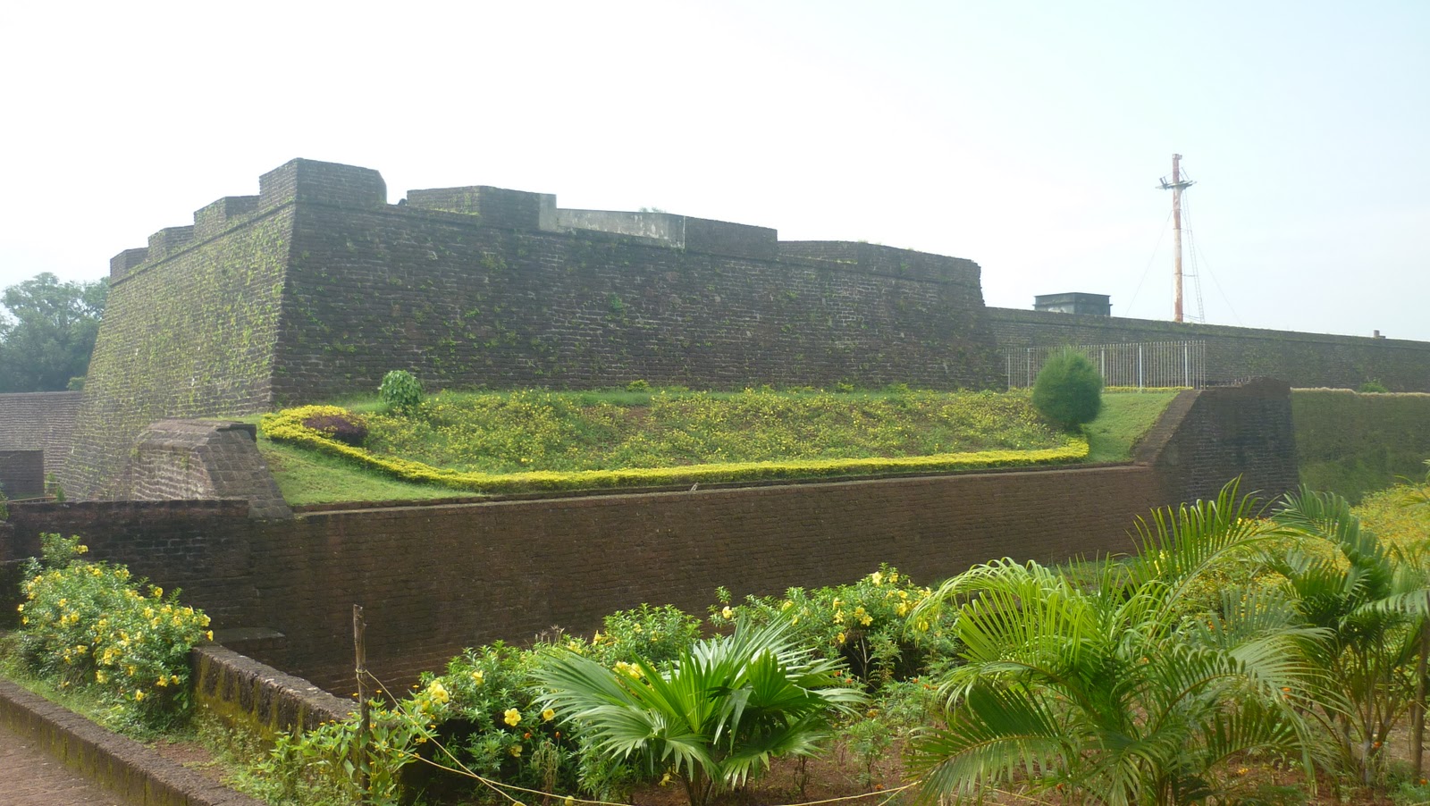 St Angelo Fort in Kannur & Its Histories | Travel & Guides