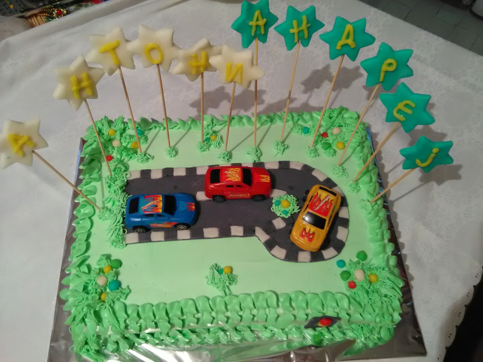 Torti i Kolaci-Sweet and savory kitchen.: Torta za rodenden, avtomobili ...