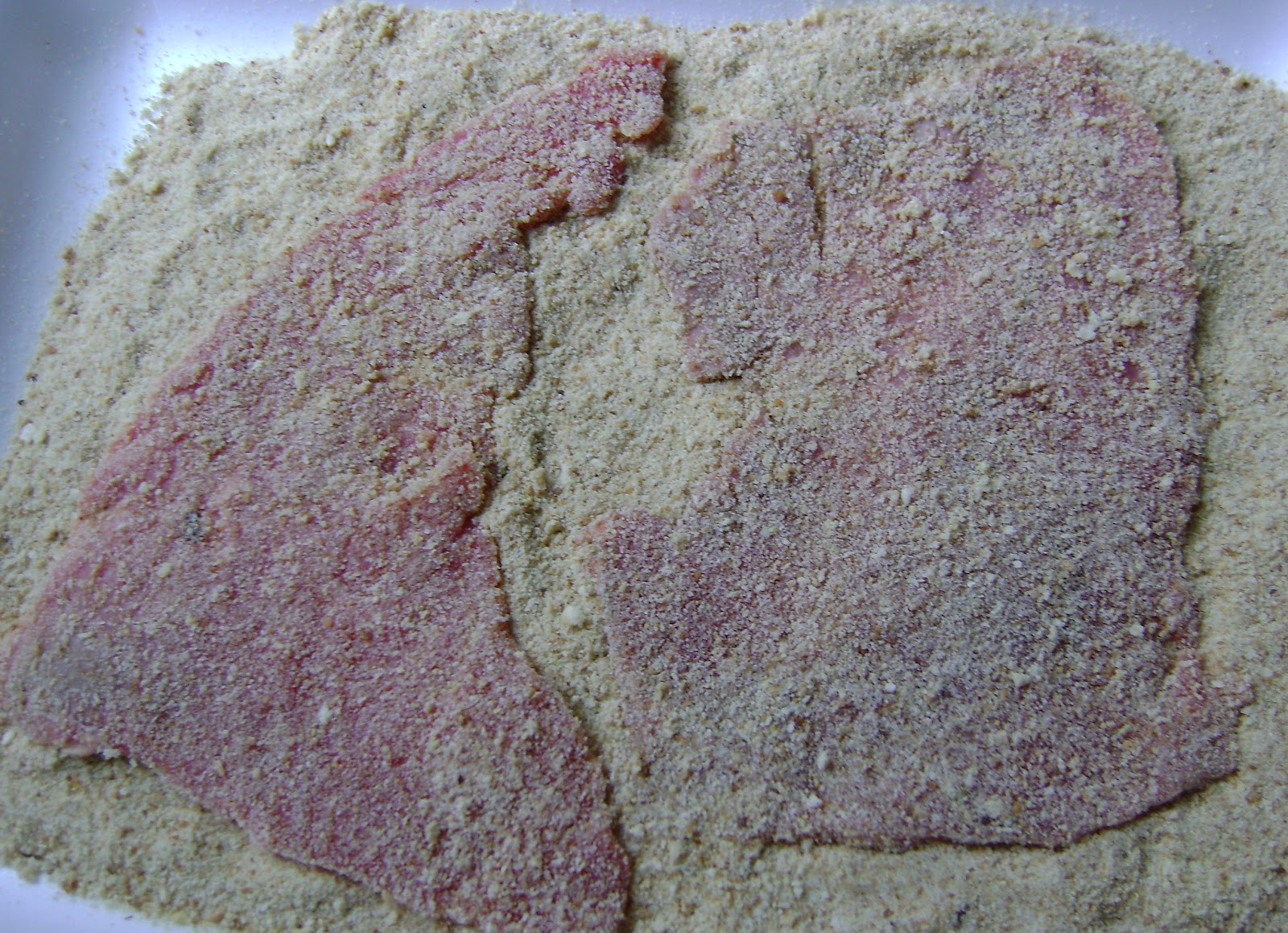 Desde mi tierra: Milanesas (Breaded thin cut steak)