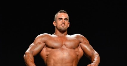 world bodybuilders pictures: Canada muscles builder Joe Seeman