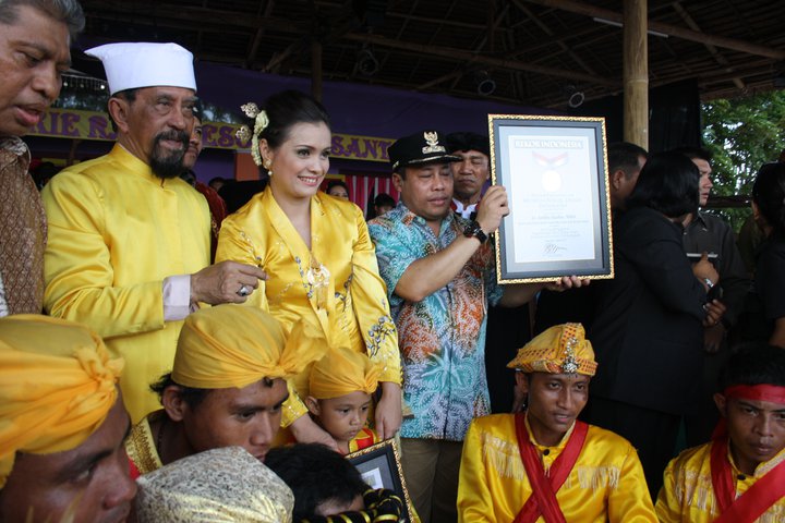 Kingdoms of Indonesia (Kerajaan Indonesia): INDONESIAN KING MAKES NEW ...