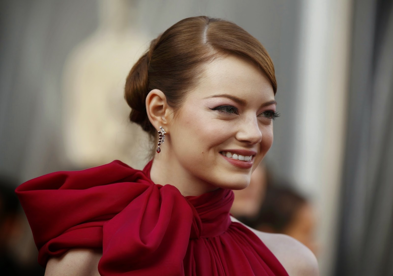 Emma Stone Latest HD Wallpapers 2015