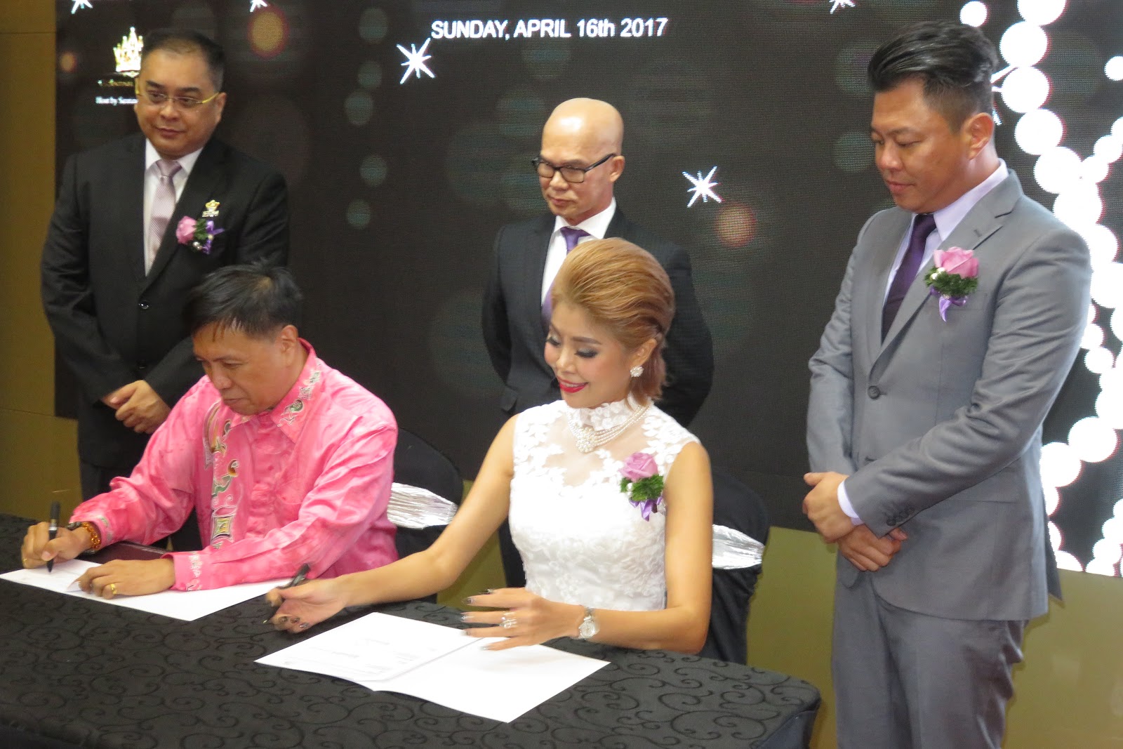 Kee Hua Chee Live!: JENET FOO AND HUSBAND RAYMONG YAP HOSTED LAVISH ...